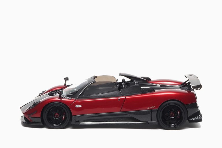 Pagani by Almost Real | Highly detailed scale 1:18 diecast cars